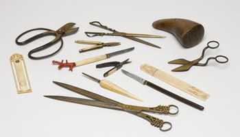 Scissors, calligraphy tool/implement - The British Museum: Islamic Gallery