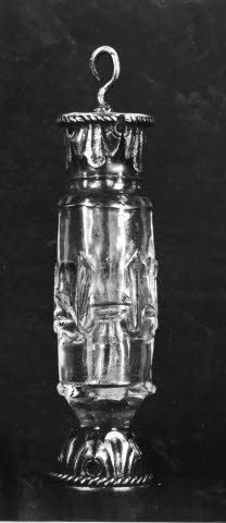 Bottle, reliquary - The British Museum: Islamic Gallery